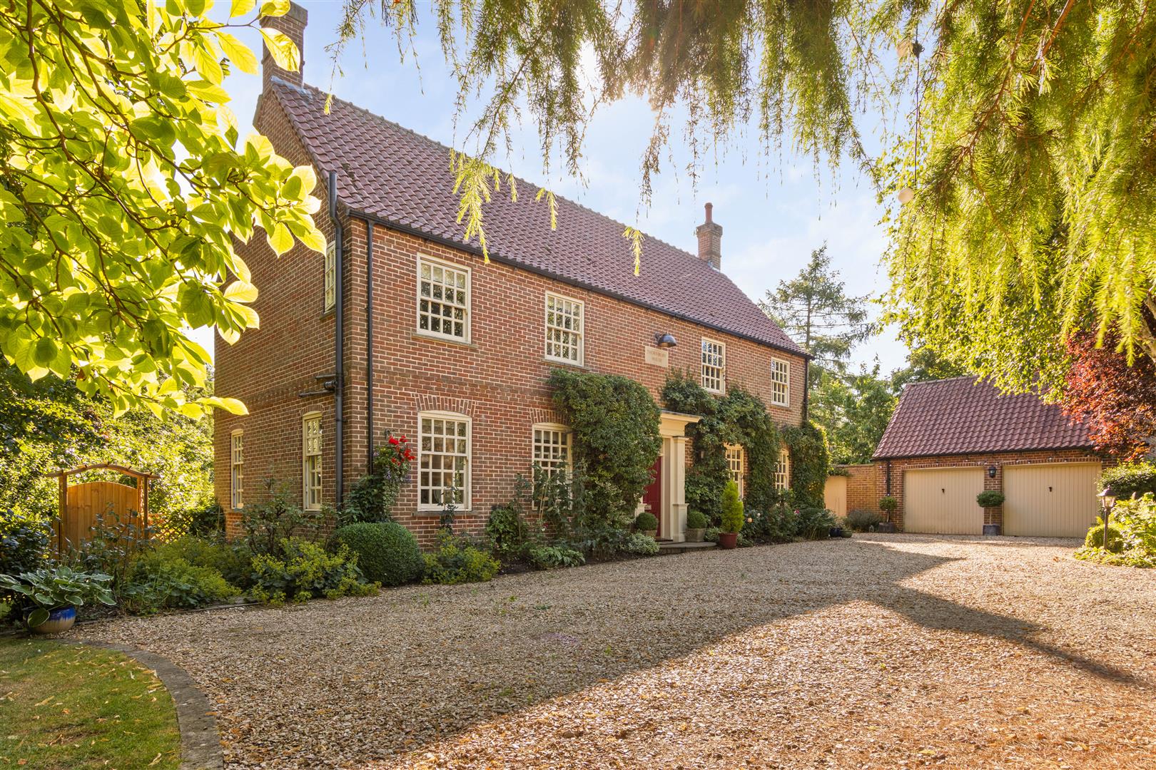 Properties for Sale – Joy Walker Estate Agent